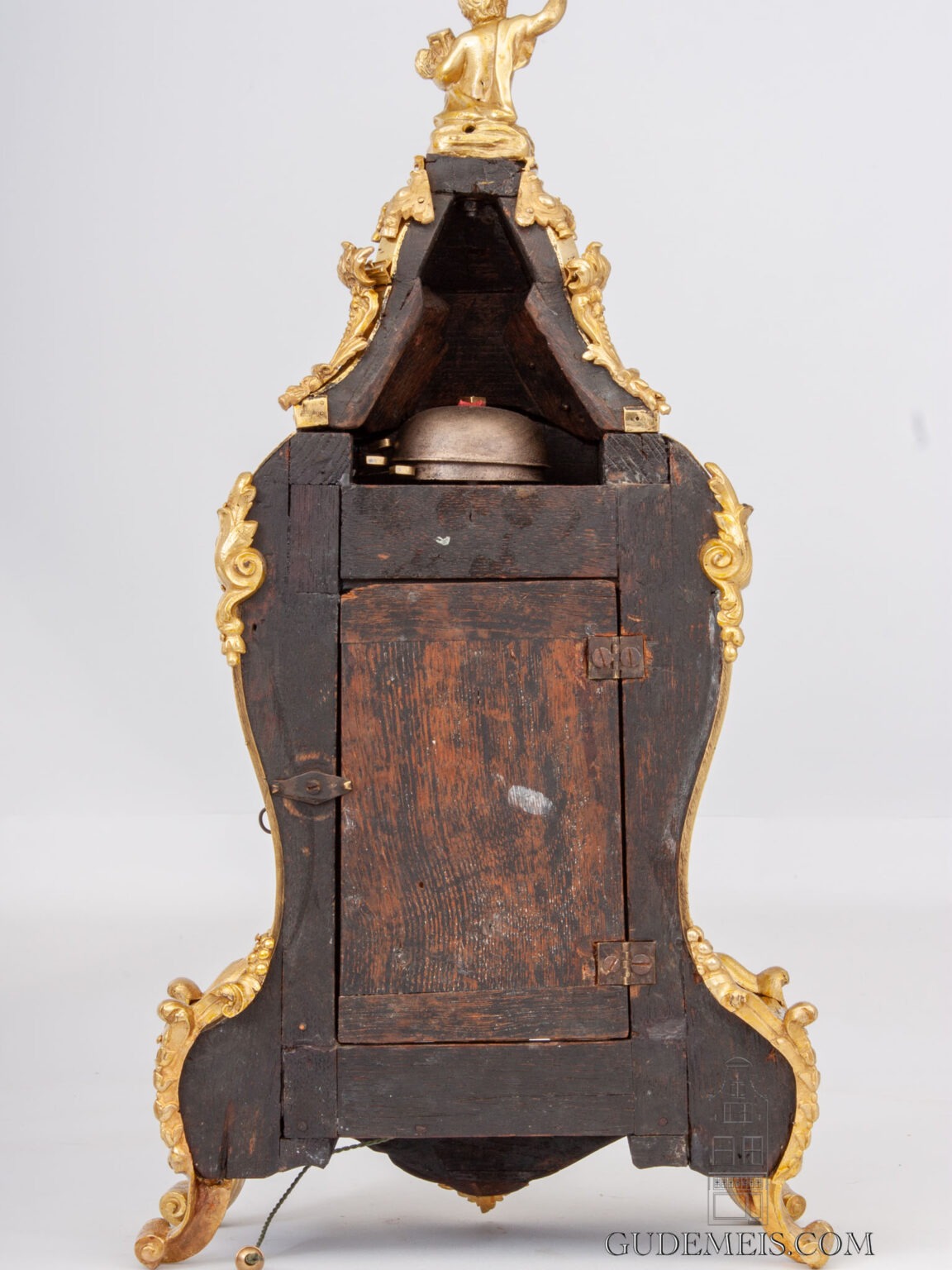 Een klein Frans Regence Boulle consoleklokje met kwartierrepetitie, Lieutaud, circa 1730. - Gude ...